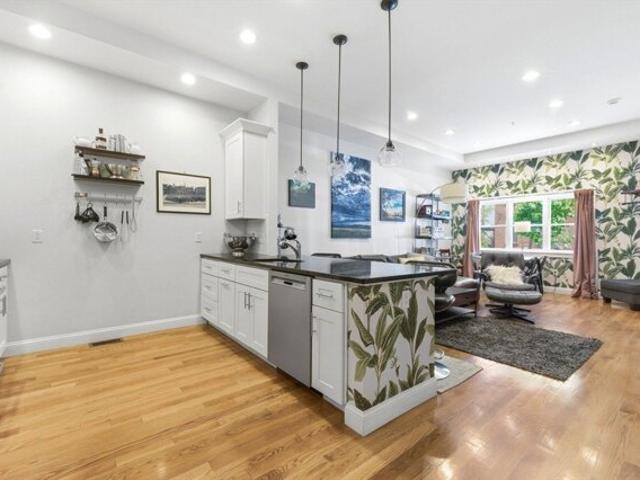 Sumner St Apt,boston, Condo For Sale
