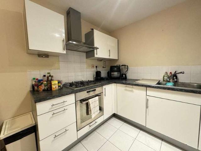 Sumner Road Room C Double with Balcony