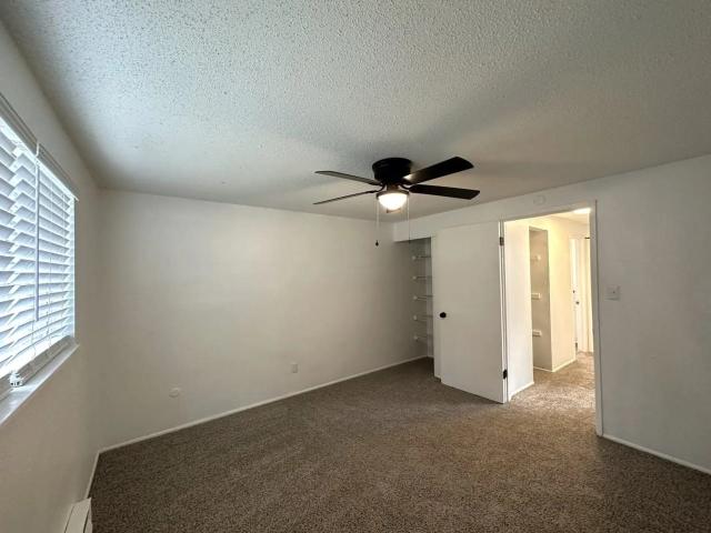 Suntree Studio Apartment for Rent at 3040 Suntree Plz, Kansas City, KS 66103 Rosedale