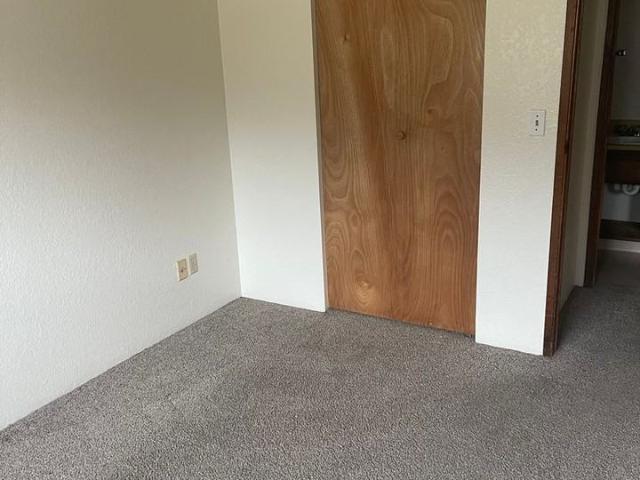 Sun 2 Bedroom Apartment for Rent at The Suncrest Apts, Walla Walla, WA 99362
