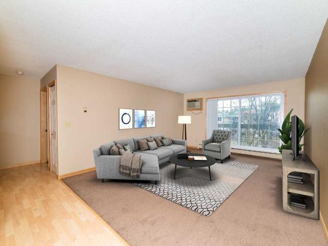 Sun Cliffe 1 Bedroom Apartment for Rent at 400 Luella St N, St. Paul, MN 55119 Conway