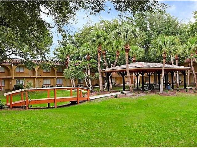 Sun Bay Apartments 2 Bedroom Apartment for Rent at 7001 Aloma Avenue, Goldenrod, FL 32792 Goldenrod