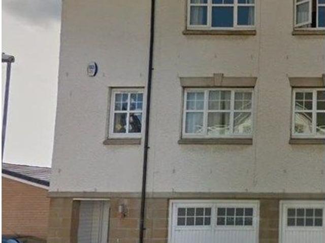 Sun Gardens, Thornaby, Stockton On Tees TS17, Room to rent, £550 pcm | PrimeLocation