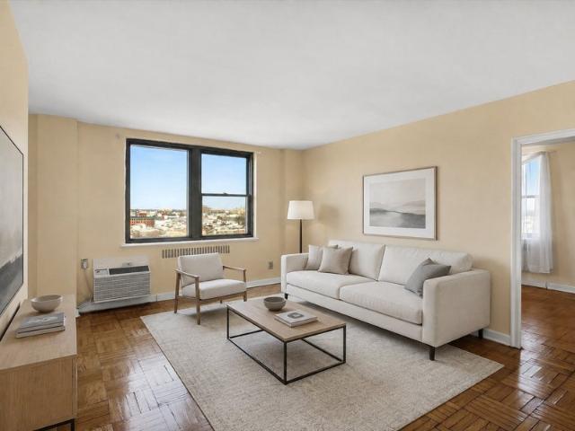 Sun_Filled Corner Condo with Views and In_Unit Lau