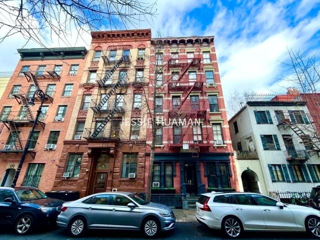 Sun Kissed 1BR in a Prewar Building | West Village