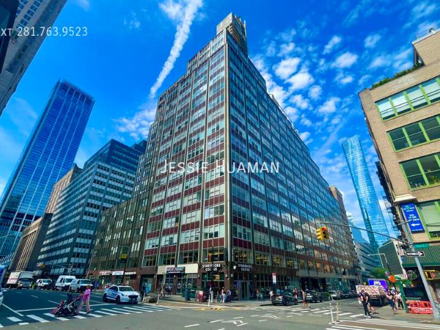 Sun Splashed 1BR in a Postwar Doorman Building | TriBeCa