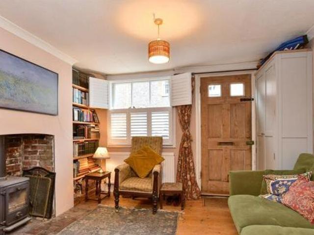 Sun Street, Lewes, 2 Bedroom Terraced
