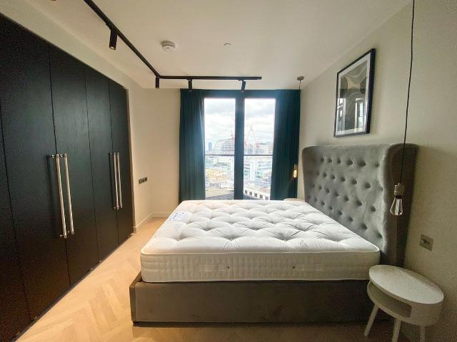 Sun Street, London EC2A, 1 bed flat to rent, £3,683 pcm | PrimeLocation