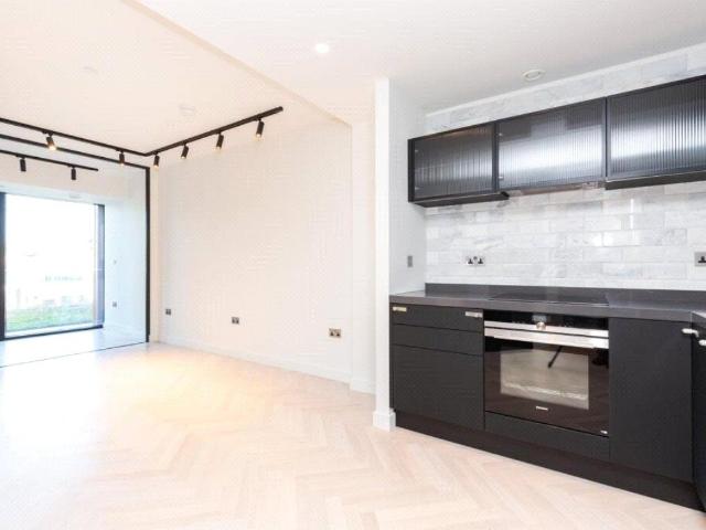 Sun Street, The City, London EC2A, 1 bed flat to rent, £4,000 pcm | PrimeLocation