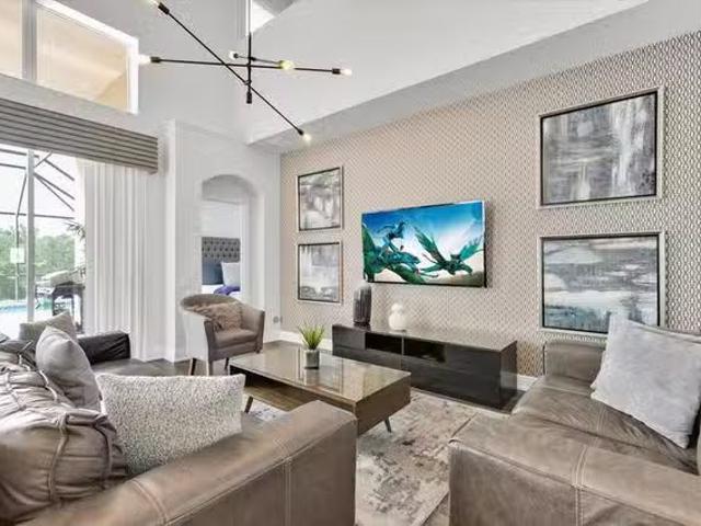 Sun Palm Drive