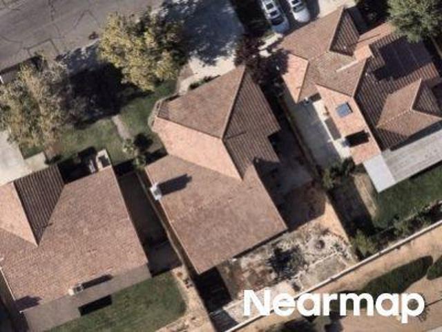 Sunbird Ln