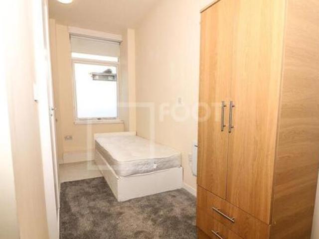 Sunbridge Halls, Sunbridge Road, Studio Flat For