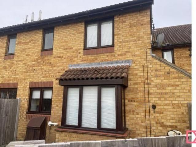 Sunbury Court, North Shoebury, Essex SS3, 1 bed terraced house to rent, £1,050 pcm | PrimeLocation