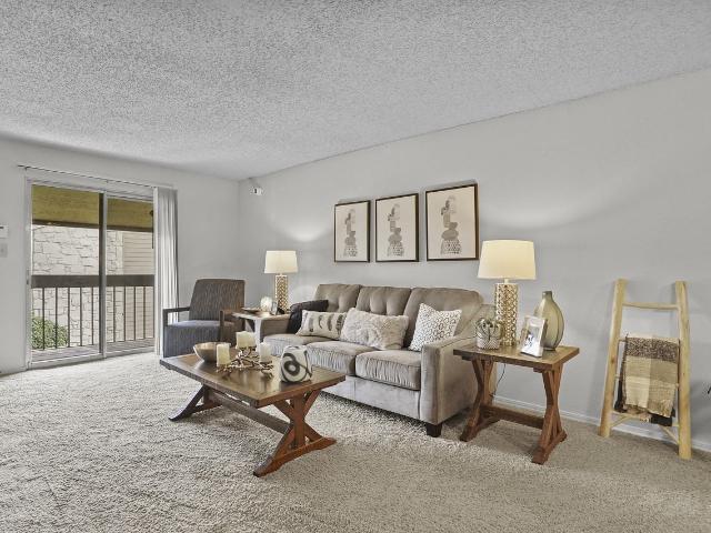Sunchase Apartments 2 Bedroom Apartment for Rent at 8101 E 93rd St, Tulsa, OK 74133