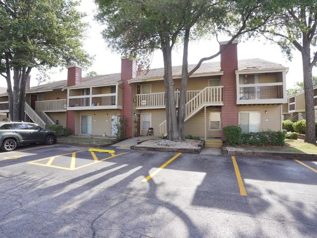 Sunchase Apartments 2 Bedroom Apartment for Rent at 8101 E 93rd St, Tulsa, OK 74133