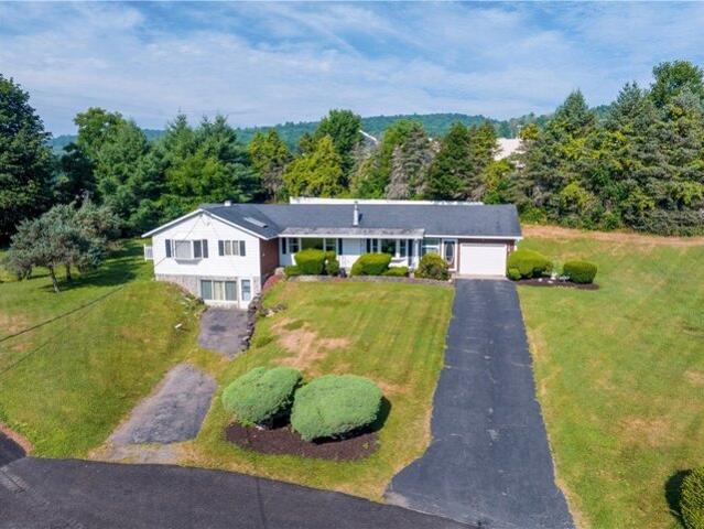 Suncrest Terrace Rd, Norwich, Home For Sale