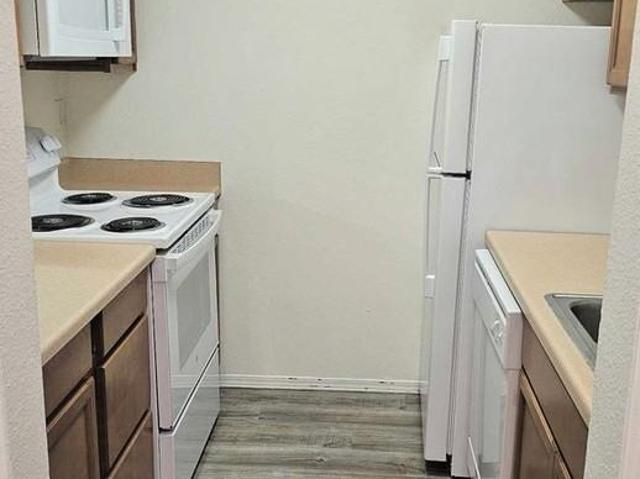 Sundance Apartments 1 Bedroom Apartment for Rent at 7427 Lakewood Dr W, Lakewood, WA 98499 North Lakewood