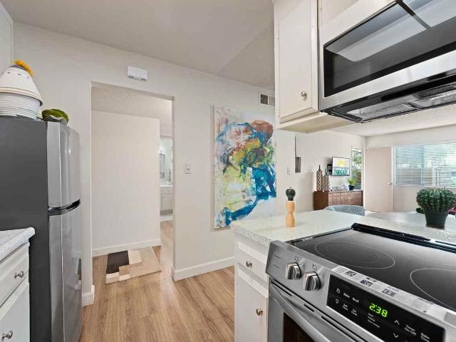 Sundale 2 Bedroom Apartment for Rent at 39900 Blacow Rd, Fremont, CA 94538 Sundale