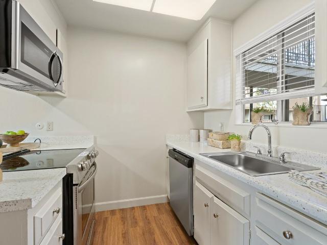 Sundale 2 Bedroom Apartment for Rent at 39900 Blacow Rd, Fremont, CA 94538 Sundale