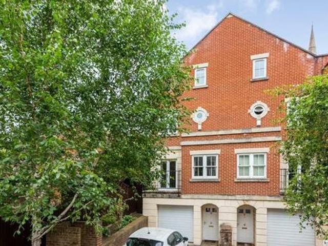 Sunderland Road, Forest Hill, 5 Bedroom House