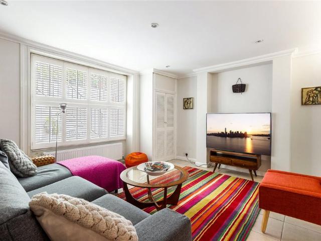 Sunderland Terrace, London, W2 1 bed terraced house to rent £3,200 pcm £738 pw