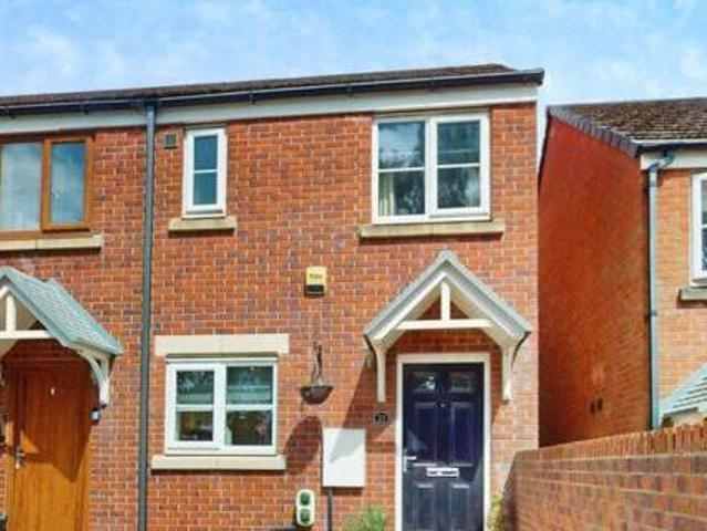 Sunderland Way, Lightcliffe, 2 Bedroom Town