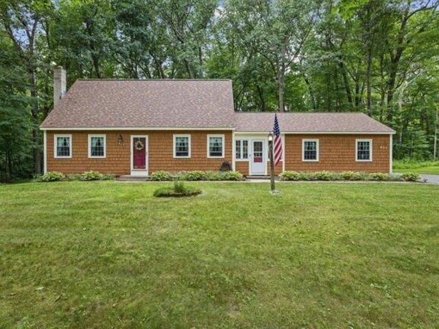 Sunderland Woods Rd, Colchester, Home For Sale