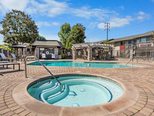 Sundial Apartments 1 Bedroom Apartment for Rent at 2704 W Ball Rd, Anaheim, CA 92804