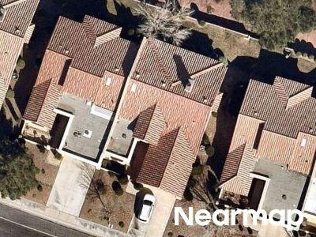 Sundial Dr