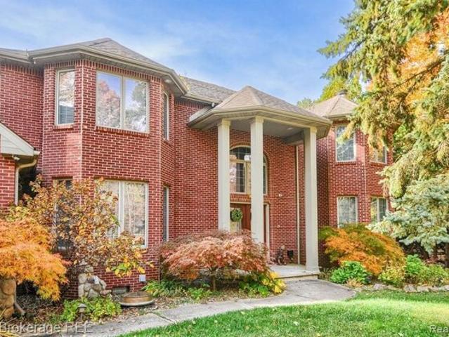 Sunfish Dr, Elba Township, Home For Sale