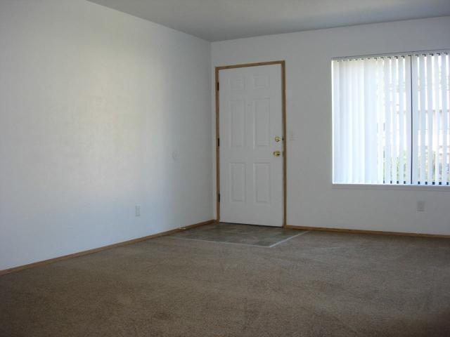 Sunflower Apartments 2 Bedroom Apartment for Rent at 11547 Sw 135th Ave, Tigard, OR 97223 Tigard Neighborhood Area 1