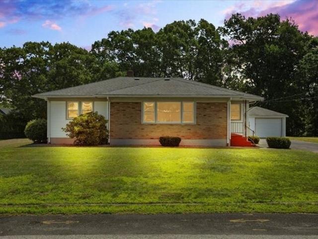 Sunhill Rd, Taunton, Home For Sale