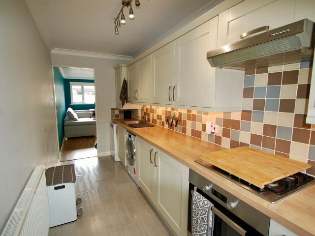 Sunkist Way, Wallington SM6, 1 bed maisonette to rent, £1,450 pcm | PrimeLocation