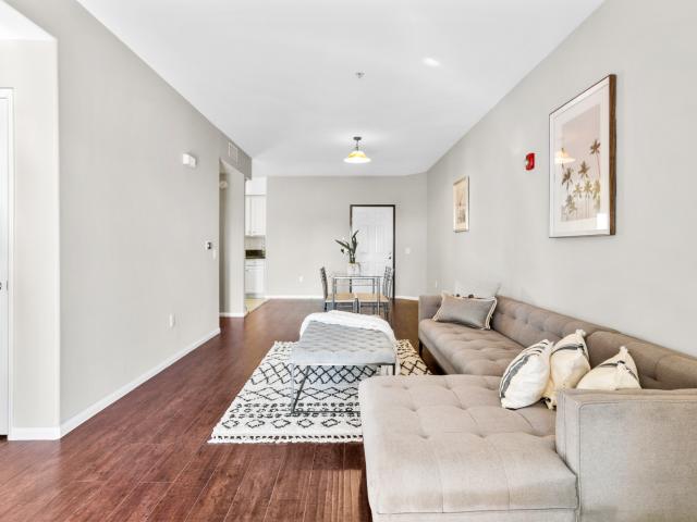 Sunland Gardens LLC