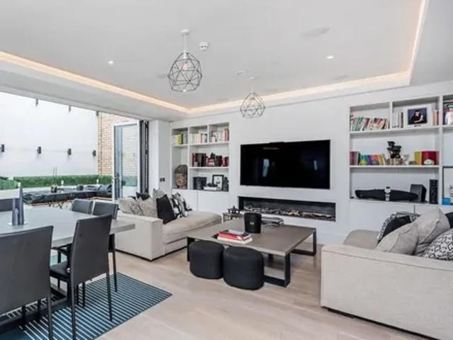 Sunlight Mews, 2 Sunlight Mews, London, SW6 2LD, United Kingdom | 4 bed townhouse for rent #138932606 | Rentberry