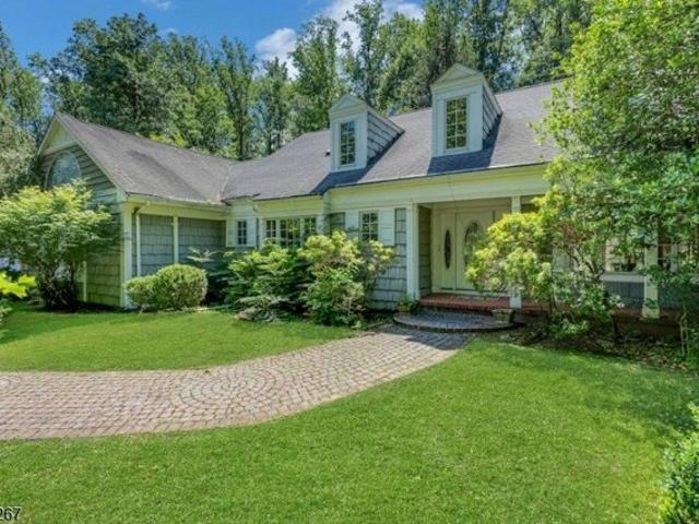 Sunlit Dr, Warren Twp, Home For Sale