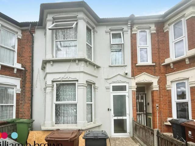 Sunningdale Avenue