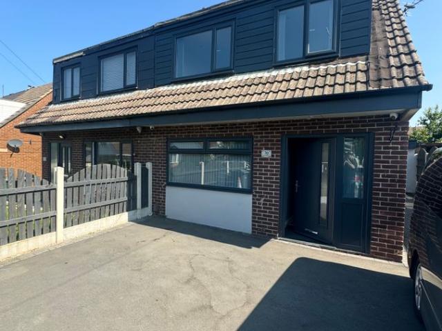 Sunningdale, Bradford BD8, 3 bed semi detached house to rent, £1,250 pcm | PrimeLocation