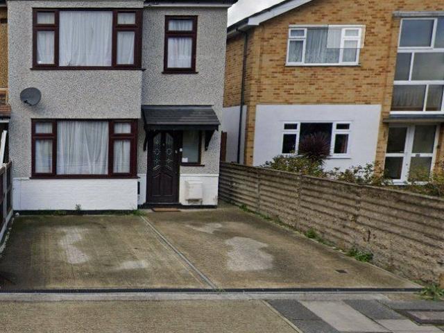 Sunningdale Road, Rainham, Essex RM13, 3 bed semi detached house to rent, £2,000 pcm | PrimeLocation