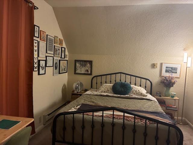 Sunny 1 Bedroom in Walkable Fremont Home