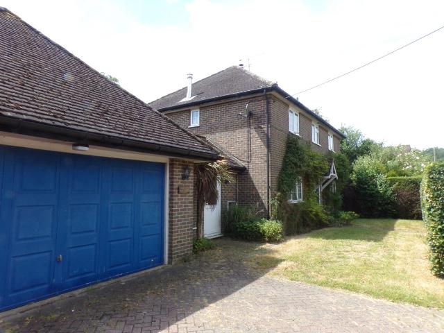 Sunny Avenue, Crawley RH10, 4 bed detached house to rent, £2,300 pcm | PrimeLocation