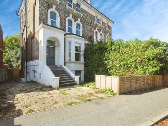 Sunny Bank, London, SE25 4TN