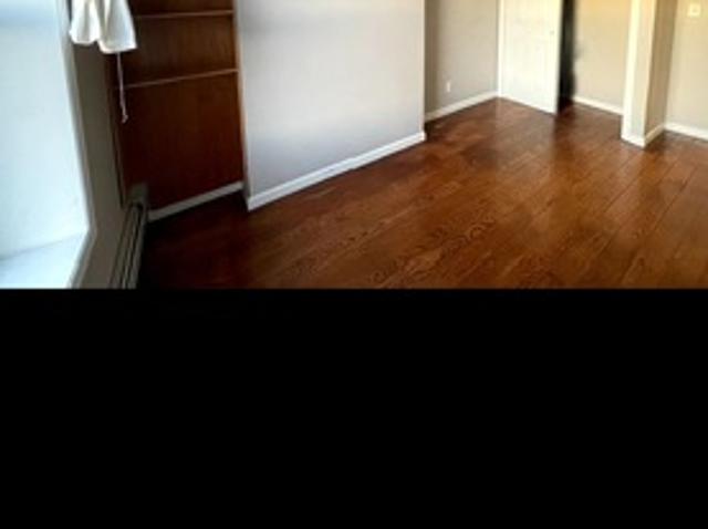 Sunny bedstuy room available