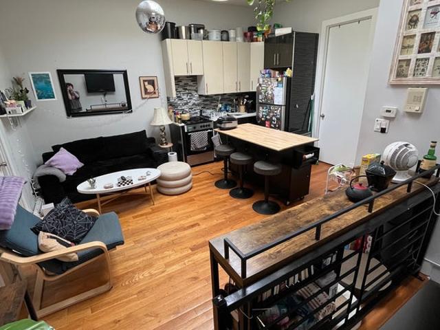 Sunny Bedstuy Townhouse