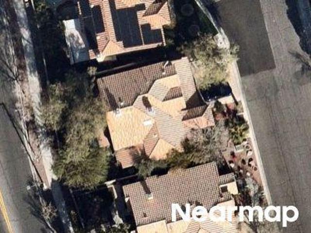 Sunny Heights Dr