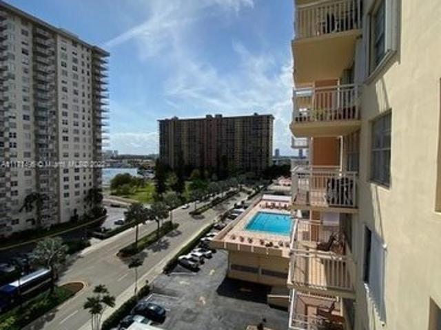 Sunny Isles Beach, FL 33160