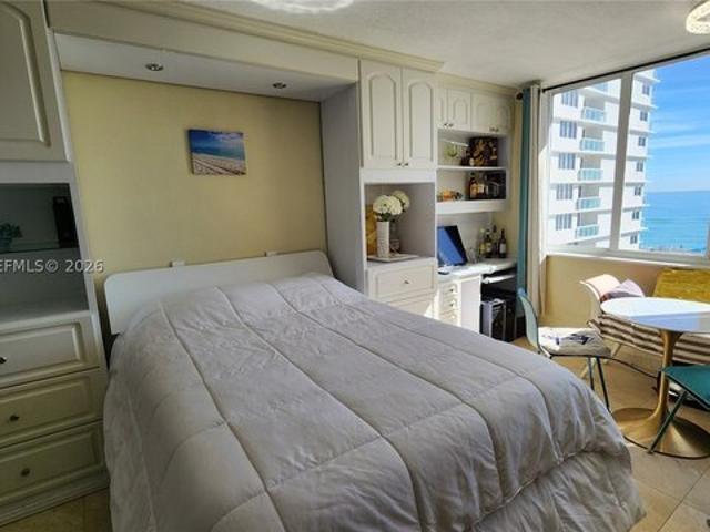 Sunny Isles Beach, FL 33160
