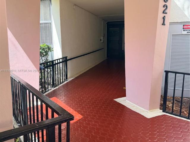Sunny Isles Beach, FL 33160 | MLS #A11926 | Compass