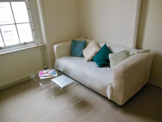 Sunny Peaceful Centrally Located 5mins Victoria
