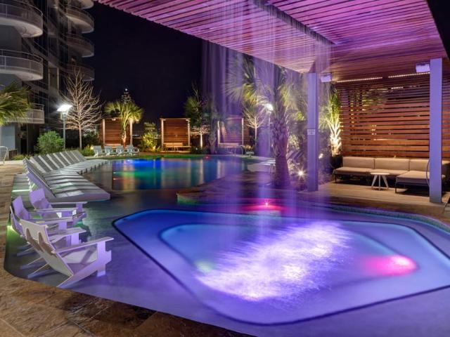 Sunny Retreat: One Bedroom Apartment in Houston's Sunnyside